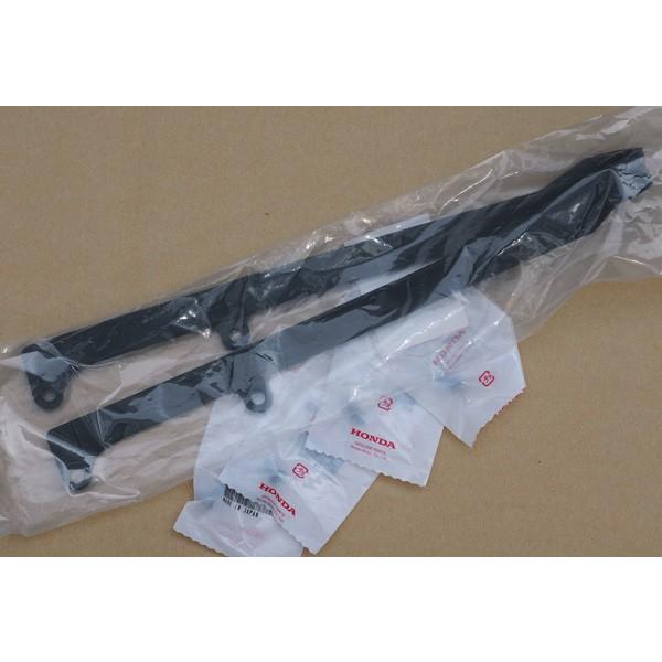 NSR250R MC28 チェーンスライダー&amp;取付けボルト×4新品ホンダ純正品適応：MC28