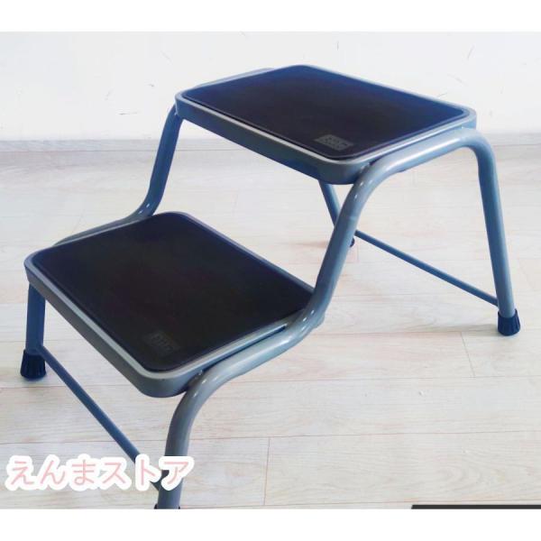 屋外でも屋内でも使える・軽量タイプのアルミ踏み台。◆軽くて持ち運びがラクラク！◆水に強くサビにくくお手入れが簡単！◆使い方は自由自在?踏み台・腰掛け・など★お客様組立★●材質アルミニウム●耐荷重各段約100kg●組立お客様組立
