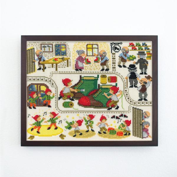 ●キット内容：25番刺しゅう糸、刺しゅう布（No.3800アイーダ）、クロス針、カラー図案付説明書※額は別売りです●用意するもの：額（画像はW-59Nを使用）、縫い糸、縫い針、はさみ、テープ●出来上がりサイズ：額外径　約32cm×横25.9...