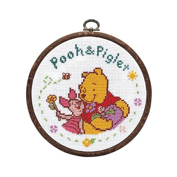 ●キット内容：刺繍糸、刺繍針、刺繍布、おしゃれフープ、図案付説明書●サイズ：額内径  約15.5cm●生地色：オフホワイト●難易度：初級〜中級者向け※画像の関係により現物とは色が異なる場合がございます。※こちらの商品はステッチキットです。完...