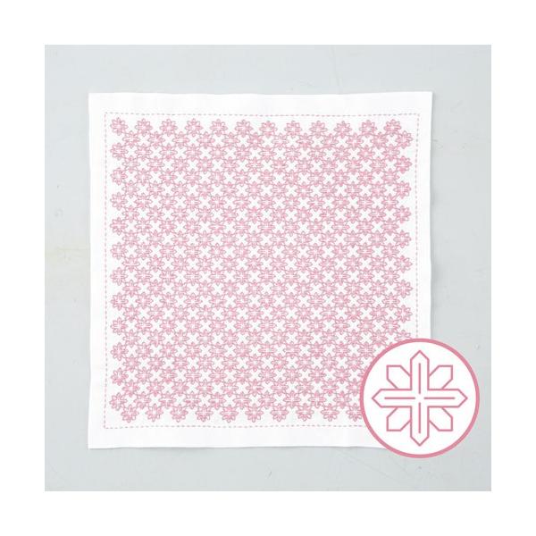 ●キット内容：刺し子糸＜細＞（綿100％）、晒木綿（綿100％）、作り方説明書、刺し子針●用意するもの：縫い糸、縫い針、はさみ、アイロン、定規●完成サイズ：約縦34cm×横34cm●難易度：初級者向け●生産国：日本生地に水で消える図案がプリ...