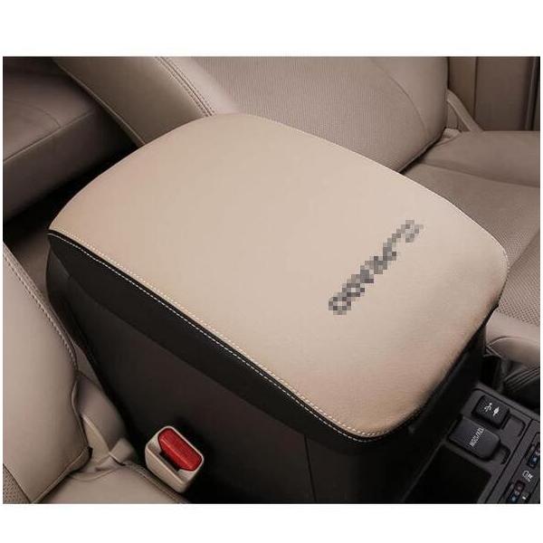 【適合車種】Toyota ランドクルーザープラド150系（2009年9月~）【材質、色】：複合レザー、ホワイト【製品の機能】：肘置きとしても大変便利なアームレスト、仕様頻度の高い箇所はキズや変色、汗染みなどが気になりますが、カバーをしておく...