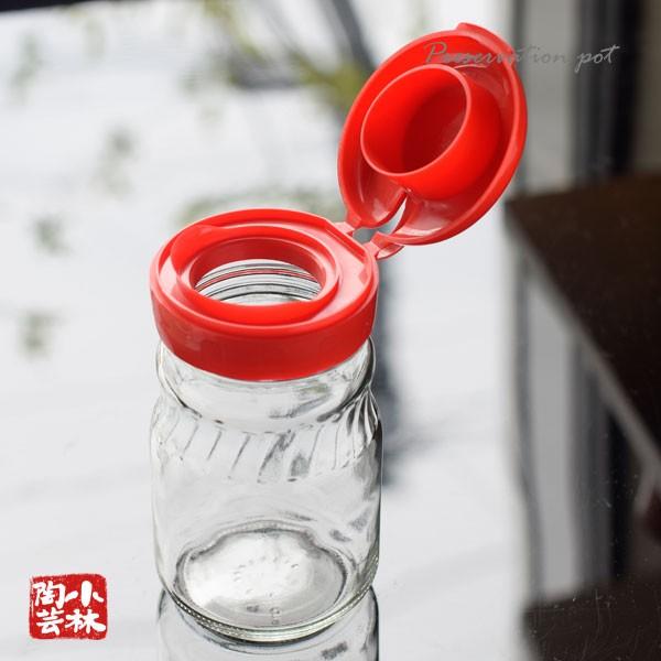 わが家で作った果実酒やオリジナル出汁など　色んな用途でお使いできます。キレがよく液ダレしにくい注ぎ口で　冷蔵庫のポケットにもすっきり収納できます。【　サイズ　】　直径：6.6（最大：8.1）×高さ：14.6cm【　材質　】　本体：ソーダライ...