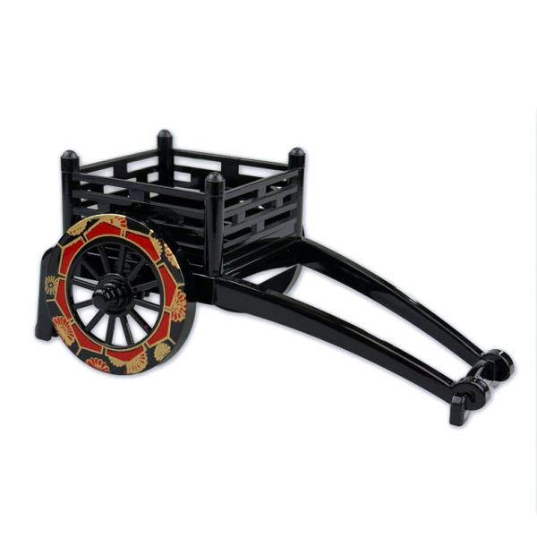 和風のアレンジメントに最適な御所車の土台です。シンプルながらも洗練されたフォルムは、どんな空間にも調和し、インテリアとしても魅力的。ハンドメイドやDIYアレンジにも最適で、自分だけのオリジナル作品を楽しめます。お気に入りの花を飾って、特別な...