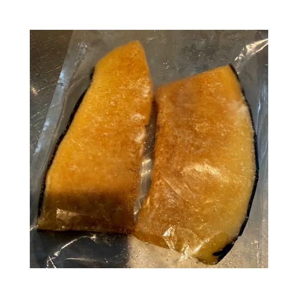 ・鯨コロ（もどしコロ）今では最高級品の立派な高さのあるコロになります。鯨の油で長時間弱火で揚げたコロを水でもどしたコロになります。関西では“おでん”に欠かせない食材ですが、最近は高級おでん屋でしかお目にかからない高級食材です。モチモチねっと...