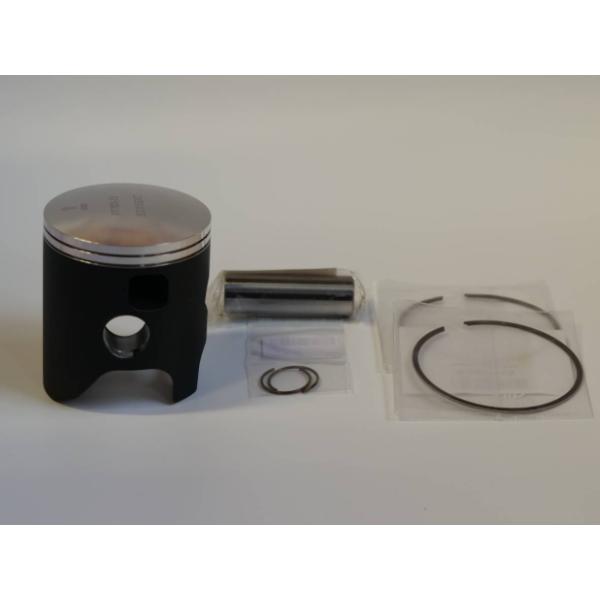 ドイツの鍛造ピストンメーカー Wossner（ヴェスナー）のハイパフォーマンス鍛造ピストンキットです。対応車種Yamaha YZ250 '99-20スカート部はモリブデンコーティングが施されています。ピストン径は66.37mm、クリアランス...