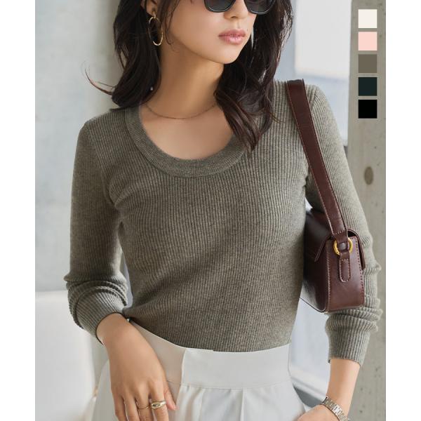 深Uネック長袖リブニットトップスシンプルなデザインに深めのUネックが抜け感を添えるリブニットトップス。縦のリブ編みがすっきりとしたシルエットを生み、程よいフィット感で美しいラインを引き立てます。首元をきれいに見せる深Uネックは、インナーとの...