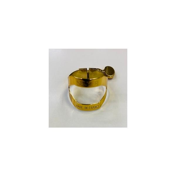 セルマー ソプラノサクソフォン用 リガチャーラッカー仕上げリードの振動を限りなくピュアに伝えるために、試行錯誤のすえ完成された理想的なデザインは、あらゆるジャンルの演奏家に愛されています。スタンダードな仕上げのラッカー。※店舗、その他のネッ...