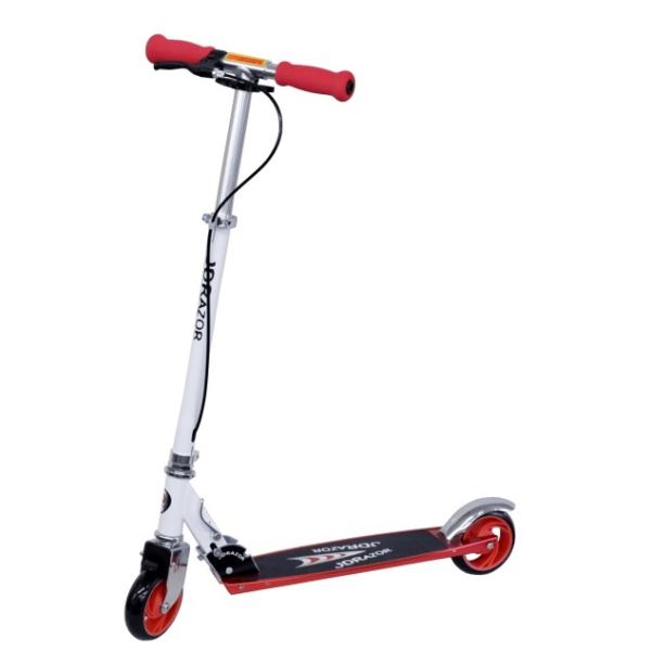 重量：3.2kg耐荷重：90kg対象年齢：6歳以上材質：アルミ・スチール（一部ポリウレタン）5インチホイール（NEWタイプワイドホイール）フレーム　パールホワイト＆メタリックブレーキレバー操作により前輪ブレーキが作動します。後輪フェンダーブ...