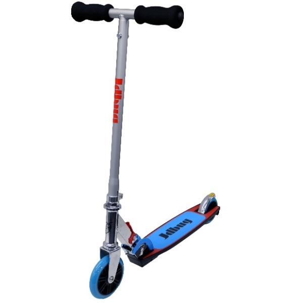 持ち運びもラクラク簡単！重量：2.2kg本体サイズ：L60.5×W30×H74対象年齢：5歳以上耐荷重：65kg材質：アルミ・スチール・ポリプロピレン前輪5インチホイール後輪4インチホイールフレーム　ツヤ有りシルバープラスティックデッキオリ...