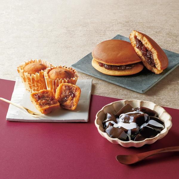 和菓子に欠かせない小豆、香ばしいほうじ茶、やさしい甘みのさつまいも。日本で愛される素材に新たな息吹を吹き込み、親しみのある甘美菓子に仕上げました。どこか懐かしくも鮮やかな、甘美な時間をお届けします。■内容量：ふっくらどら焼き×4個、もっちり...