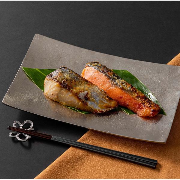 【発売日：2025年03月28日】創業九十余年を迎える京都やま六より西京漬の詰合せをお届けします。京都老舗の西京白味噌を別注で取寄せ調合を加えた、オリジナルの味噌床にじっくり漬け込みました。ふくよかな甘みと魚の旨みを存分にお楽しみください。...