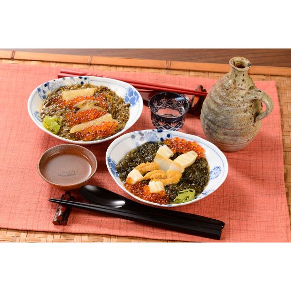 【発売日：2025年10月01日】北海道産昆布を使用した「とろみ昆布」をベースとし、国産のいくら・ホタテ・ウニ・あわびをトッピングした「昆布醤油漬」と、三陸産めかぶの醤油漬に、肉厚あわび・いくら・数の子を贅沢にトッピングした「めかぶ醤油漬」...