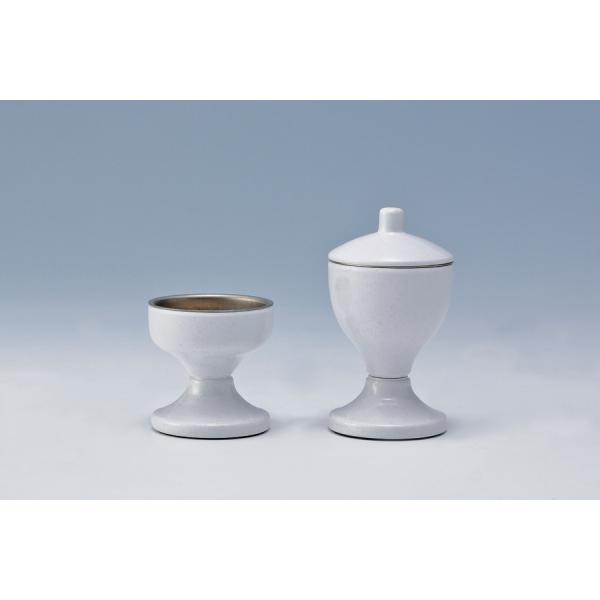 ■お得なご飯入れ・お水入れのセット商品です。■ご飯入れ・お水入れにはそれぞれステンレスのお通しもついています。■ご飯入れサイズ　高さ　5.1cm 径　5cm■お水入れサイズ高さ　9cm径　　5cm■材質　プラスチック製