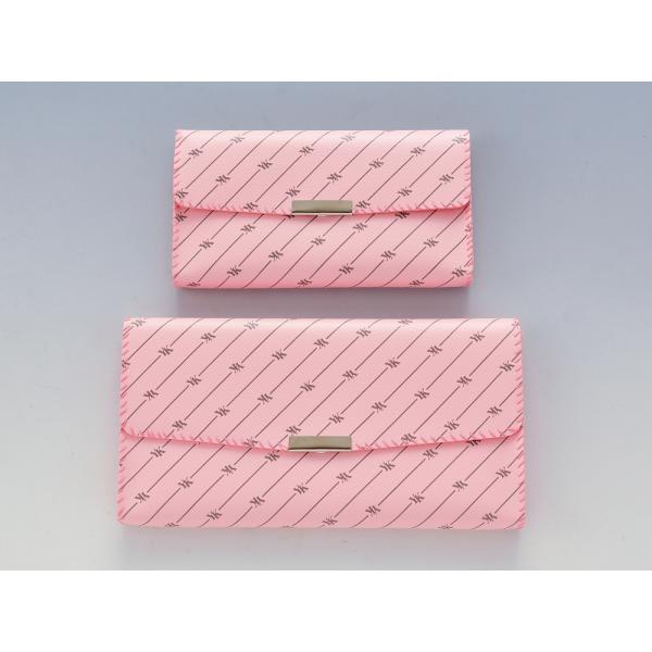 ■便利なマチ付きの御念珠ケースです。■2種類のサイズをご用意しました。■小サイズ・・経本（小）とお念珠が入るサイズです。■大サイズ・・経本（大）とお念珠が入るサイズです。※こちらの商品はメール便にて商品を発送致します。※商品の数や種類によっ...