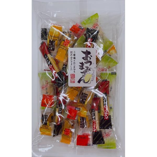 ・海老とチーズ　えび味のおかきにチーズクリームを詰めました・スモークチーズおかき　スモークチーズの旨味が広がります・ベーコンペッパーあられ　ベーコン味をベースにチーズ・トマトなどブラックペッパーで味を引きしめました