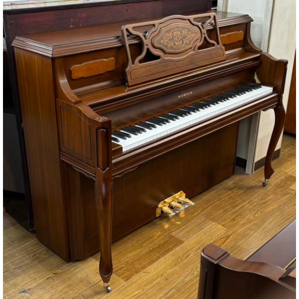 ※レンタルピアノは現在関東圏内（一都六県）のみで実施しているサービスとなります。その他の地域のお客様はご注文前にご相談ください。◆高さ108ｃｍ／間口148ｃｍ／奥行57ｃｍ■ウオルナット艶消し仕上げ（全塗装）■コンパクトインテリアモデル■...