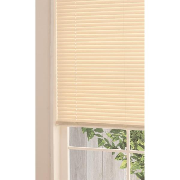 ◇◇ ※画像は代表画像です。 【特長】 ●カーテンレール・壁面・窓枠（正面・天井）に取付可能 ●羽の角度で光を調整し、視線を防ぐ 【仕様】 ●材質：塩化ビニル樹脂・スチール・ポリエステル ●操作棒長さ（約）58cm ●スラット（羽根）幅　約...