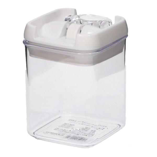 ◇◇ 【サイズ】約幅７６×奥行７６×高さ１０２ｍｍ 【特長】 ●ワンタッチ開閉。中身が見えて、スタッキング可能。 ●Sシリーズのキャニスターを、蓋の上に積み重ねることができます。 ※他のサイズに積み重ねるのはお止めください。落下や転倒・破損...