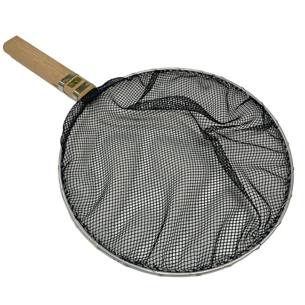 錦鯉を傷つけないように作られたタモ網。タモ網のサイズは、錦鯉の大きさに合わせご用意ください。注意：網目の単位はmmです。※在庫がないタモ網はメーカーからの直送となります。
