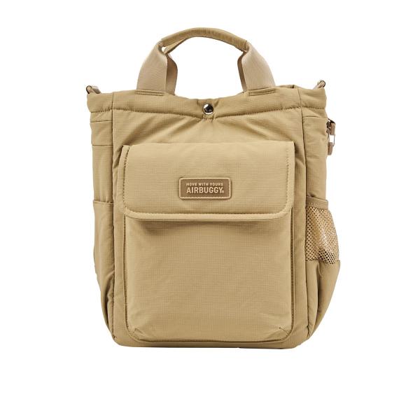 エアバギー フォー ペット ウォーキングバッグ AIRBUGGY FOR PET WALKING BAG 表生地に撥水加工を施した多機能お散歩バックが新しく登場。軽くて収納力があり、汚れもさっと拭き取れます。2WAYショルダー仕様で快適に持...