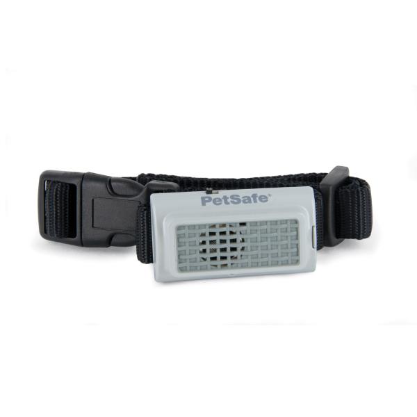 【ペットセーフ バークコントロール ウルトラソニック 無駄ぼえを防止するためのしつけ用首輪です。ほえた声をサウンドセンサーが感知すると、ワンちゃんにしか聞こえない高い周波数（超音波）の音が出てワンちゃんの注意を引き、無駄ぼえを抑制するしくみ...