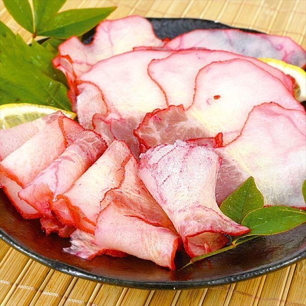 ●商品情報　昔懐かしい味わい。ミンク鯨の畝巣（うねす）を使用して作られた鯨ベーコンは栄養たっぷり！稀少部位の鯨ベーコンを、スライス時の切り損ね等を集めた切り落としならではのお買得価格で。お酒のおつまみに、ぽん酢やからし醤油でどうぞ。●内容量...