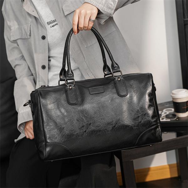 ☆new arrival ＊オシャレ男子バッグ♪女子バッグ◆本体サイズ　高さ:23cm/長さ:42cm/厚さ:18cm◆素材　合成皮革、合金、その他◆商品内容　バッグだけ※掲載しているサイズ詳細は商品より若干の誤差が生じる場合がございます。...