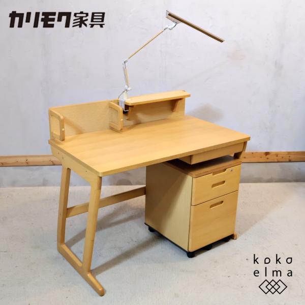 karimoku(カリモク家具)のティポリーノシリーズのオーク材 デスクセットです。ワゴンだけでなくブックスタンドとライトも付属していて、学習机としてはもちろん事務机としてもお使いいただけます♪