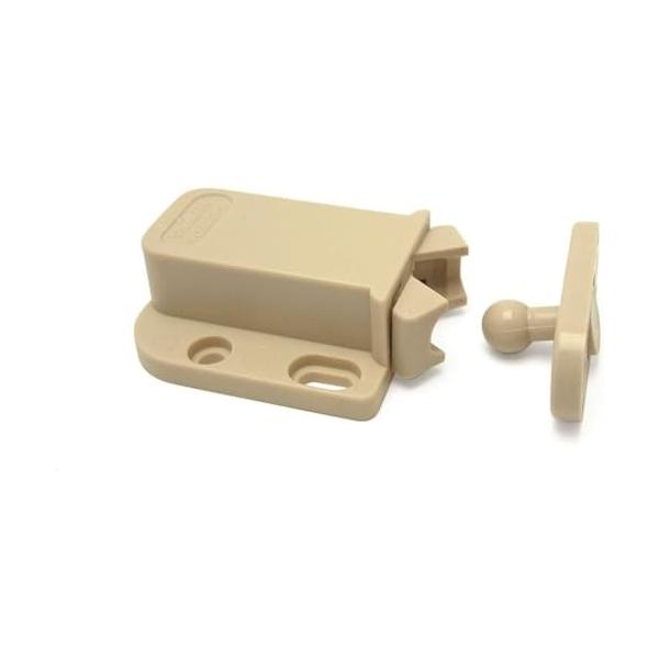 SKラッチタイプアイボリー/-/無し・Color:アイボリーStyle:SKラッチタイプ・パッケージ個数:1・地震による落下物対策・閉めればロック。もう一度押し込めばワンプッシュでロック解除。・開き戸から飛び出す落下物での二次被害を防ぎます。