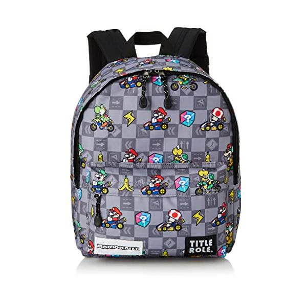 カジュアルバッグ・ブラック F 20759045・・Color:ブラック・人気キャラクターとお馴染みのアイテムが集結した総柄デザイン・住所や名前が書き込めるネームラベル付（×2）・B5サイズ収納可能・フロントにマチ付ジッパーポケットあり・Y...