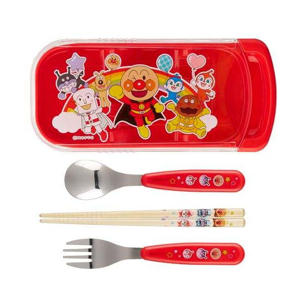 カジュアルレッド/-/A00246・Color:レッド・パッケージ個数:1・すくいやすいスプーン、しっかり刺せるフォーク、つかみやすいおはし(15cm)の3点セットです。・お子様でも開けやすいスライド式のケースです。・SIAA認証の抗菌加工...