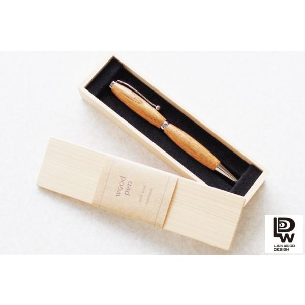 栗（クリ）【ブナ科クリ属】■学名：Castanea crenata■比重：約0.6■産地：主に福島県、岩手県、奈良県など■別名：柴栗（シバグリ）・プレゼントやギフトにはどの木？夫婦で出身国もストーリーもちがう樹種にしてみたり、恋人とお揃いの...