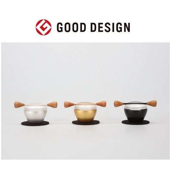 Sotto - Paddle（パドル）■サイズ：直径55 × 高さ46ミリ■りん棒：長さ100ミリ■カラー：金　銀　黒■素材：真鍮　江戸硝子　サクラの木■製法：金型圧縮成形　多種研磨■内容：おりん本体　りん棒　　　　敷布　取扱説明書■装丁：...