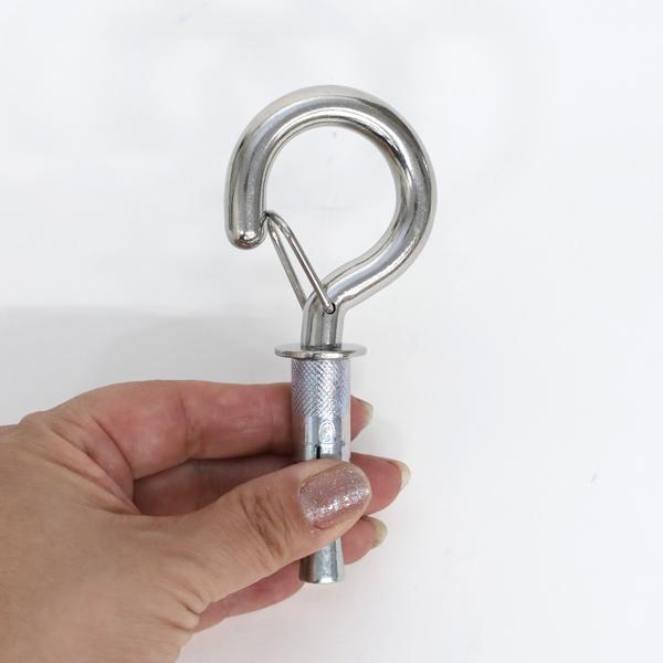ボルトフック ステンレス EHB-10本体材質：ステンレスSUS304   サイズはミリ単位です。   (mm)   品番   EHB-10使用荷重 (kgｆ) (参考値） 120使用荷重 (kN) (参考値） 1.18カットアンカーはステ...