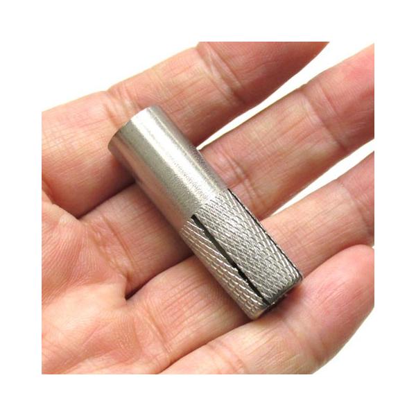 ステンレス製ねじの呼び：Ｗ3/8アンカー外径（Ｄ）：12.0mm全長（Ｌ）：40mmねじ部長さ（ｌ）：16mm穿孔径：12.5mmアンカー埋込み長さ：40mm穿孔深さ：40mmメーカー名：サンコーテクノ品番：SCT-3040品名：グリップア...