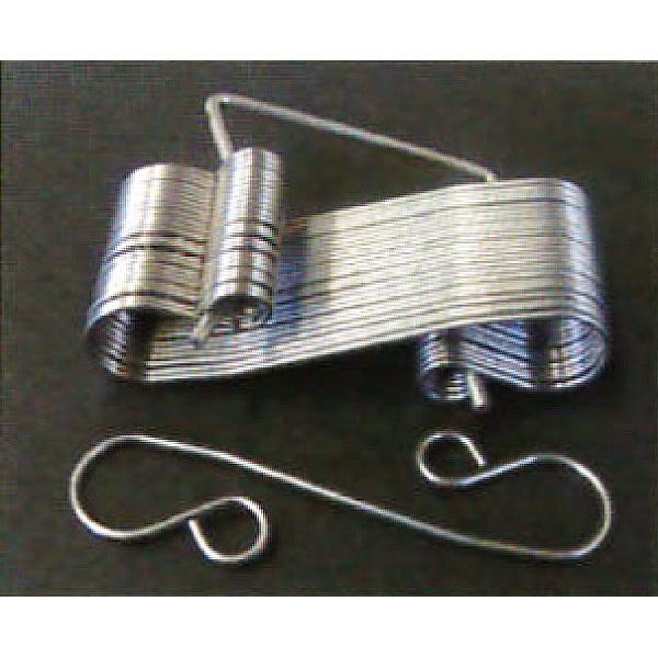 バラ誘引時のお助けグッズ。ビニタイや麻ひもの代わりに使用。誘引が簡単に！RF-40 長さ：40mm 1袋 30ヶ入りRF-60 長さ：60mm 1袋 24ヶ入りRF-90 長さ：90mm 1袋 16ヶ入り