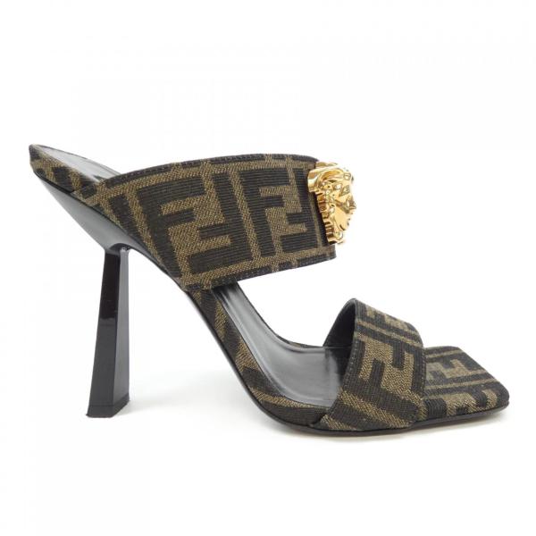 メーカ/ブランド：フェンダーチェ　商品名：サンダル　商品ランク：中古品B