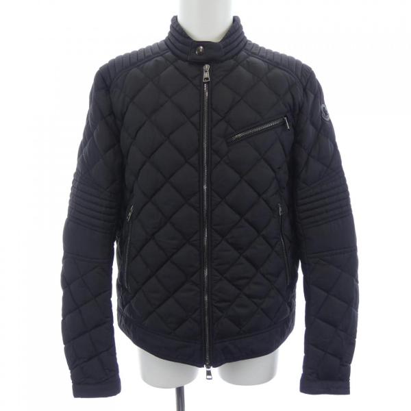 メーカ/ブランド：モンクレール　商品名：ダウンジャケット　商品ランク：中古品B