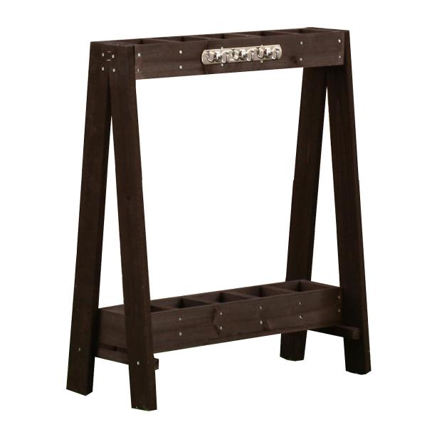 ナチュラルな雰囲気を崩さずにお庭に溶け込むツールスタンド