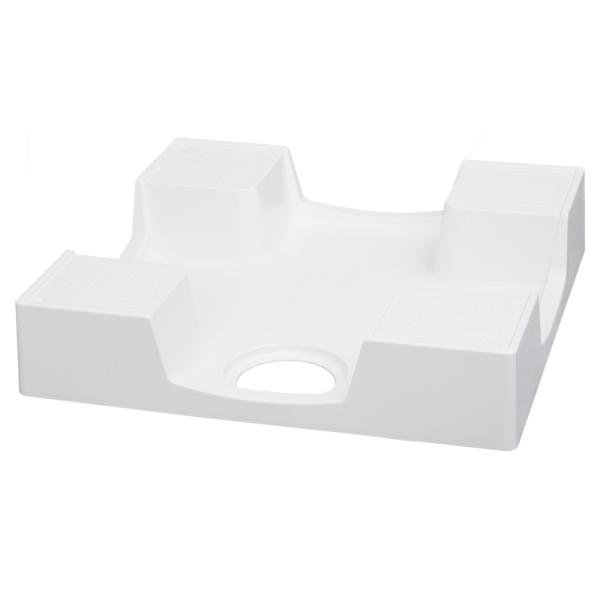 排水口のお手入れに便利な高さ