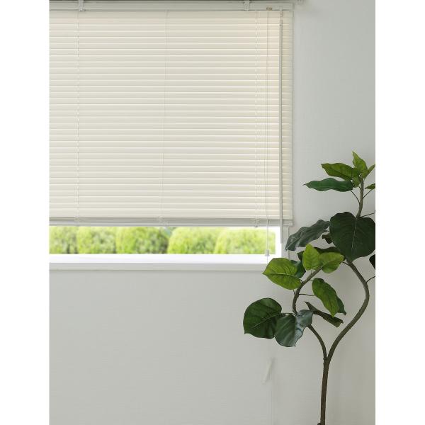 手軽に彩光の調節ができます