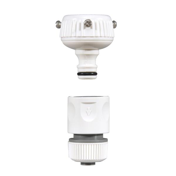 丸形蛇口にホースをつなぎます。