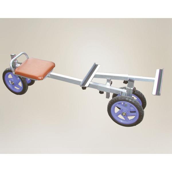 畔に沿って座ったままいちごが収穫できる台車です。　 ※画像のオレンジ色のコンテナは付属しておりません。