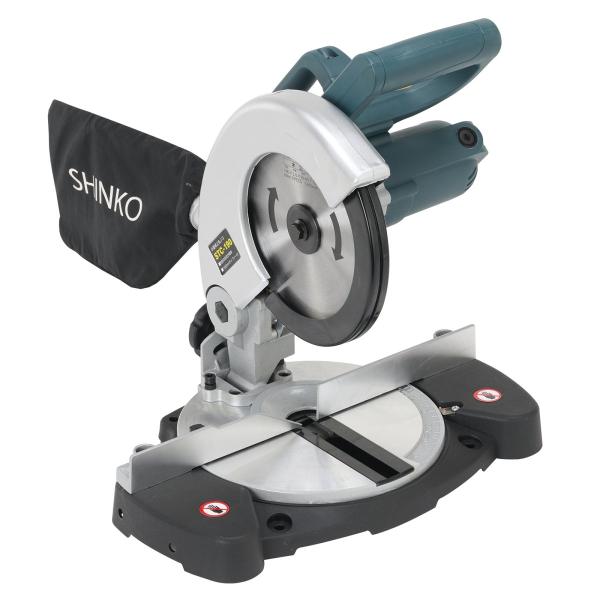 コンパクトで角度切断も簡単