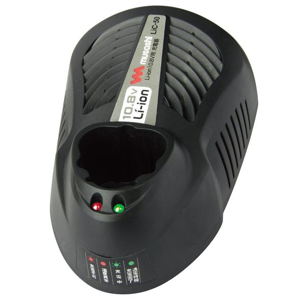 １０．８Ｖリチウムイオン替えバッテリー用充電器です。