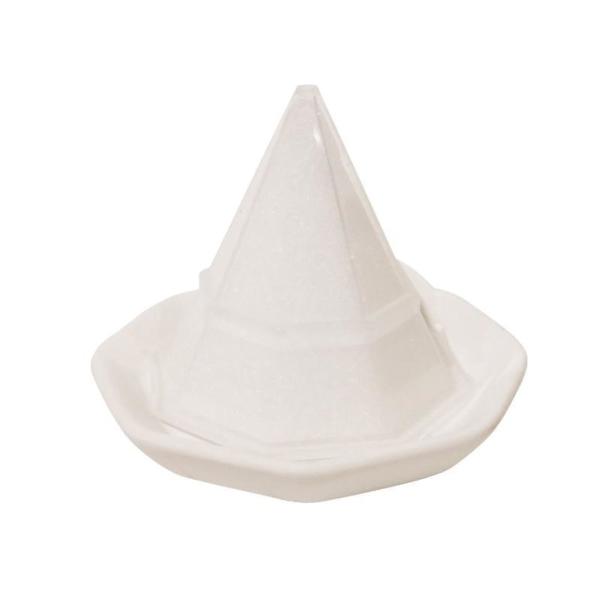 フィルムシールを剥がしてお皿に盛るだけで誰でも簡単にしっかりとした盛り塩が出来ます。八角皿2寸がセットになっているので、すぐにお祀りいただけます。