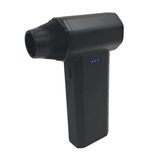 手のひらサイズで超強力。　 コンパクトながら110,000RPMの高速回転モーターを搭載したターボファン。