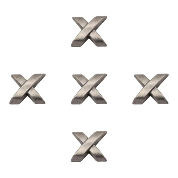 立体的に交差するX型デザインと、陰影のあるアンティークシルバー調の仕上げが特徴のカシメ式クロスリベットです。直径約13mmの使いやすいサイズで、財布、カードケース、キーケース、キーホルダー、バッグ、ポーチ、ベルト、帽子などの装飾におすすめで...