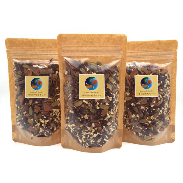 チャイとは、茶葉をミルクで直接煮出して作るインド式のミルクティー。そこに何種類かのスパイスを加えたものをマサラチャイといいます。　インド料理屋さんやカフェで飲むマサラチャイは、私たちの心も身体も温め、力を与えてくれる飲み物の一つですね。お店...